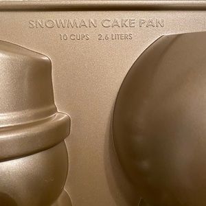Nordic Ware | Kitchen | Nordic Ware 3 D Snowman Cake Pan | Poshmark